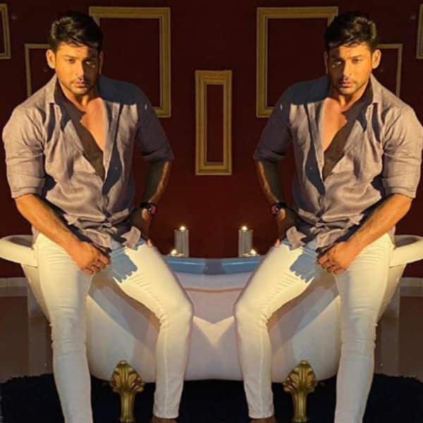 Sidharth Shukla's double trouble bathtub picture sends fans into tizzy