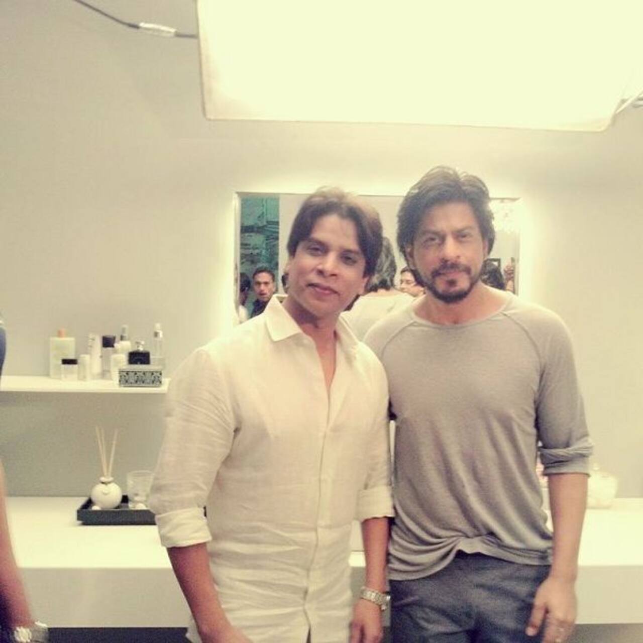 Shah Rukh Khan’s doppelganger Prashant Walde earns THIS much by working ...