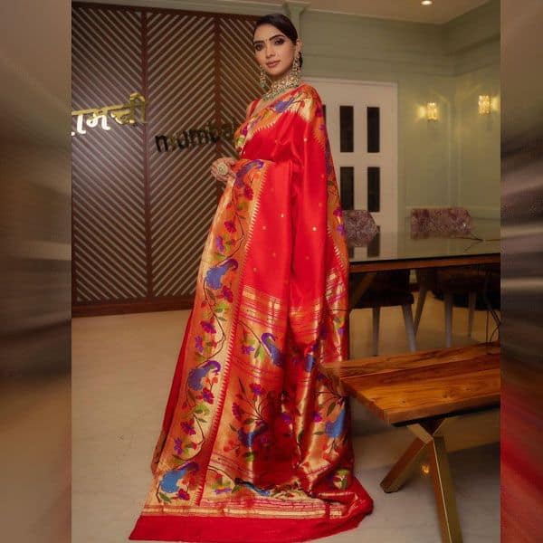Kumkum Bhagya’s Rhea aka Pooja Banerjee looks drop-dead gorgeous in her ...