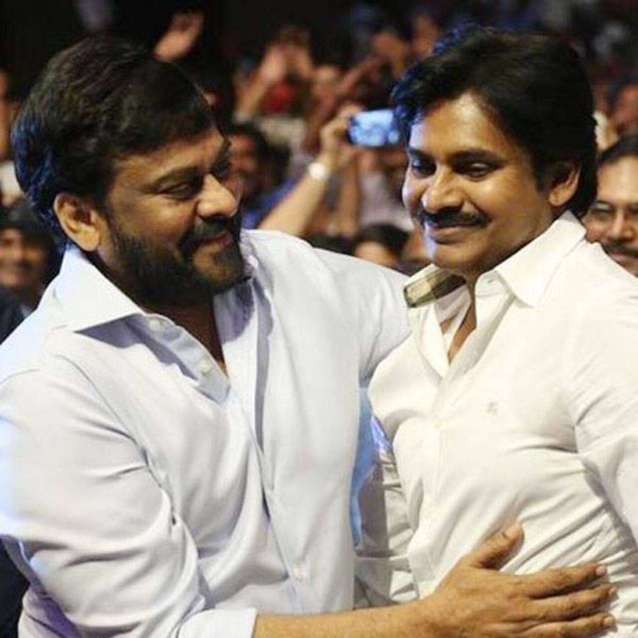 Megastar Chiranjeevi reviews brother Pawan Kalyan's Vakeel Saab and ...
