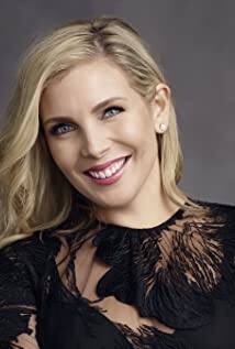 June Diane Raphael - Latest News, Photos, Videos, Awards, Filmography ...