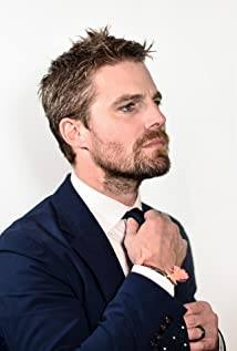 Stephen Amell - Latest News, Photos, Videos, Awards, Filmography ...