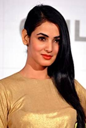Sonal Chauhan Web Stories : Enjoy reading Bollywood, Hollywood, TV & other Entertainment on ...