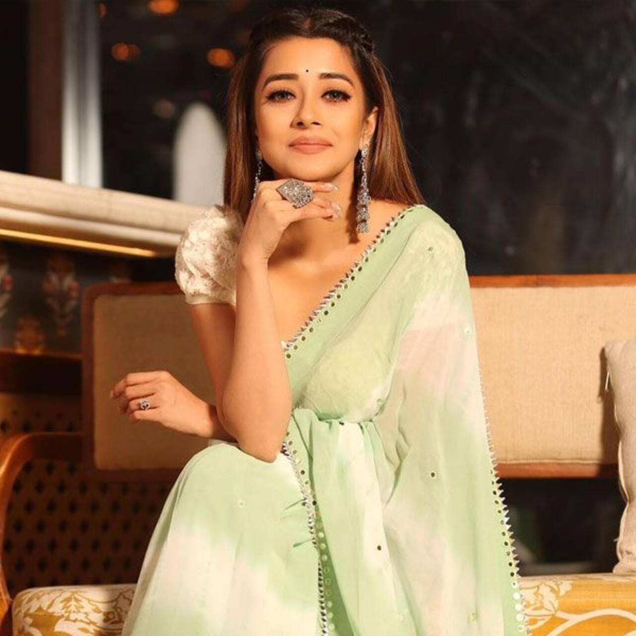 Tina Datta exudes pretty princess vibes in her latest saree photoshoot