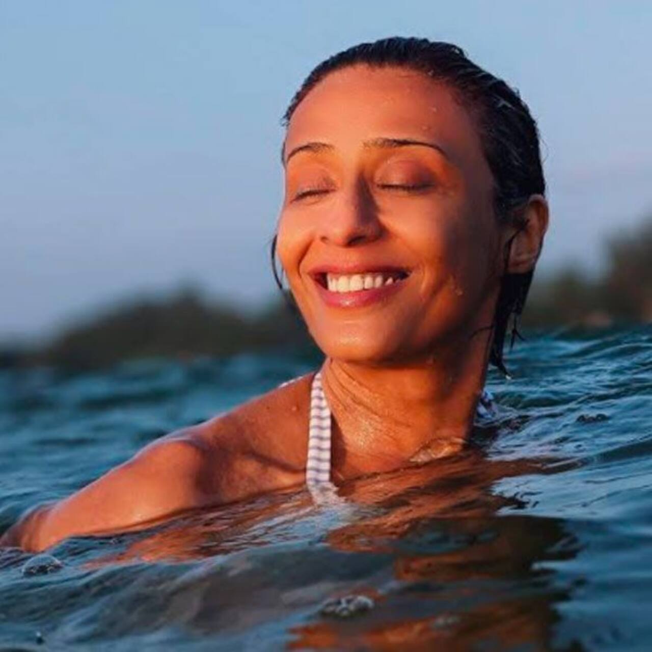 Jamai Raja 2.0 Season 2: Ravi Dubey's on screen mother in law Achint Kaur flaunts her bikini ...