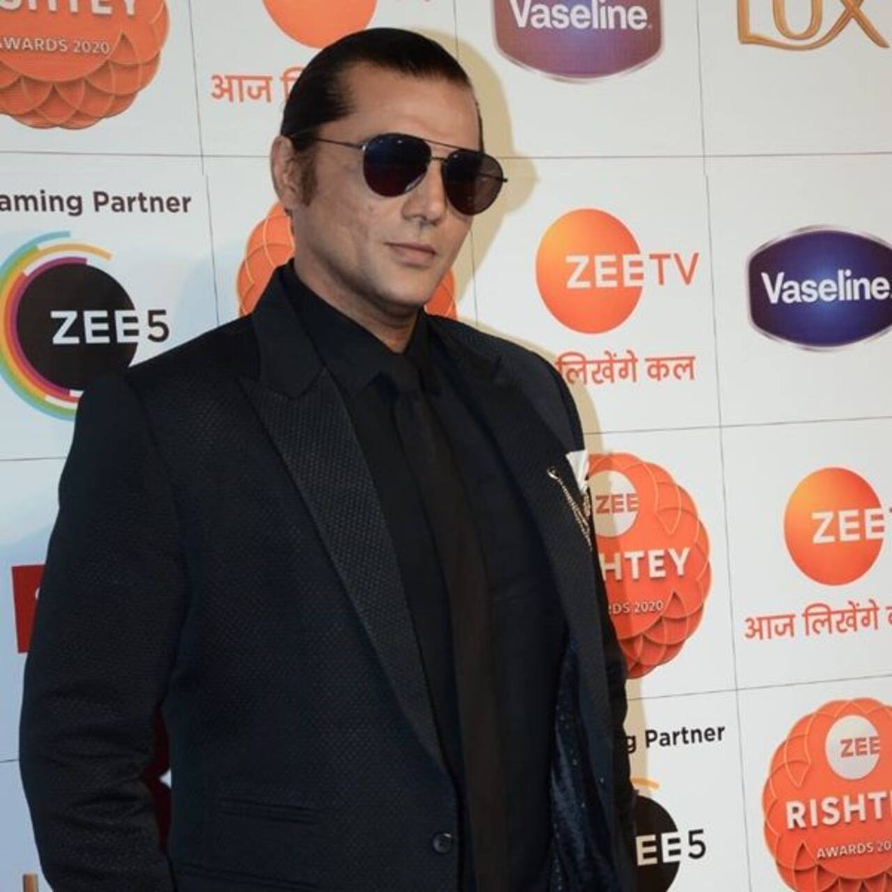 Zee Rishtey Awards 2020 From Ankita Lokhande Shraddha Arya To Shabir