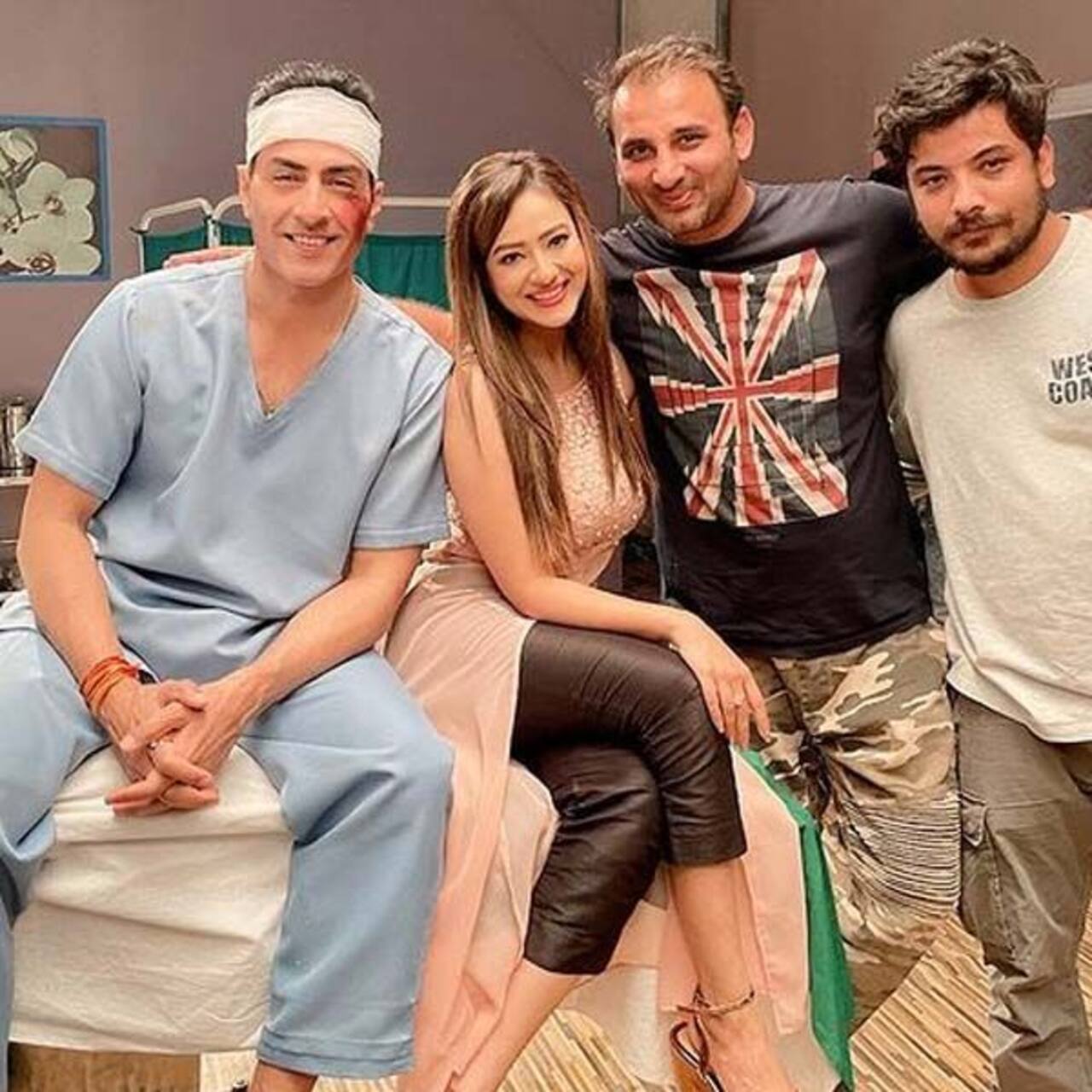 Anupamaa’s Vanraj aka Sudhanshu Panday-Kavya aka Madalasa Sharma share a cute bond off-screen ...