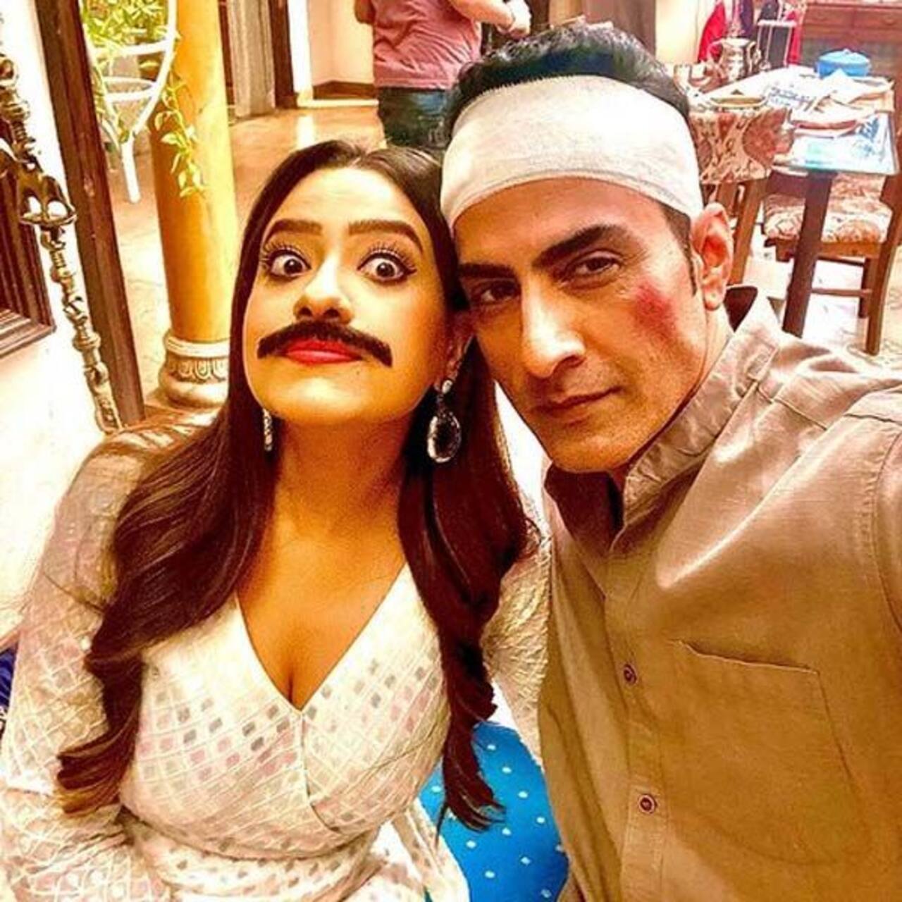 Anupamaa’s Vanraj aka Sudhanshu Panday-Kavya aka Madalasa Sharma share a cute bond off-screen ...