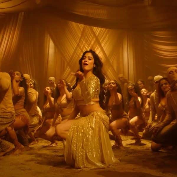 Roohi song Nadiyon Paar: Janhvi Kapoor sizzles in this remake despite ...
