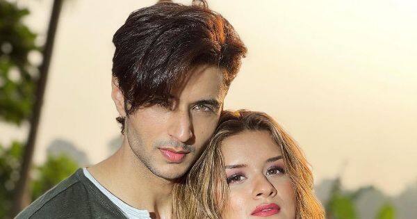 Dekhe Saare Khwaab Song: Siddharth Gupta and Avneet Kaur nail it with ...
