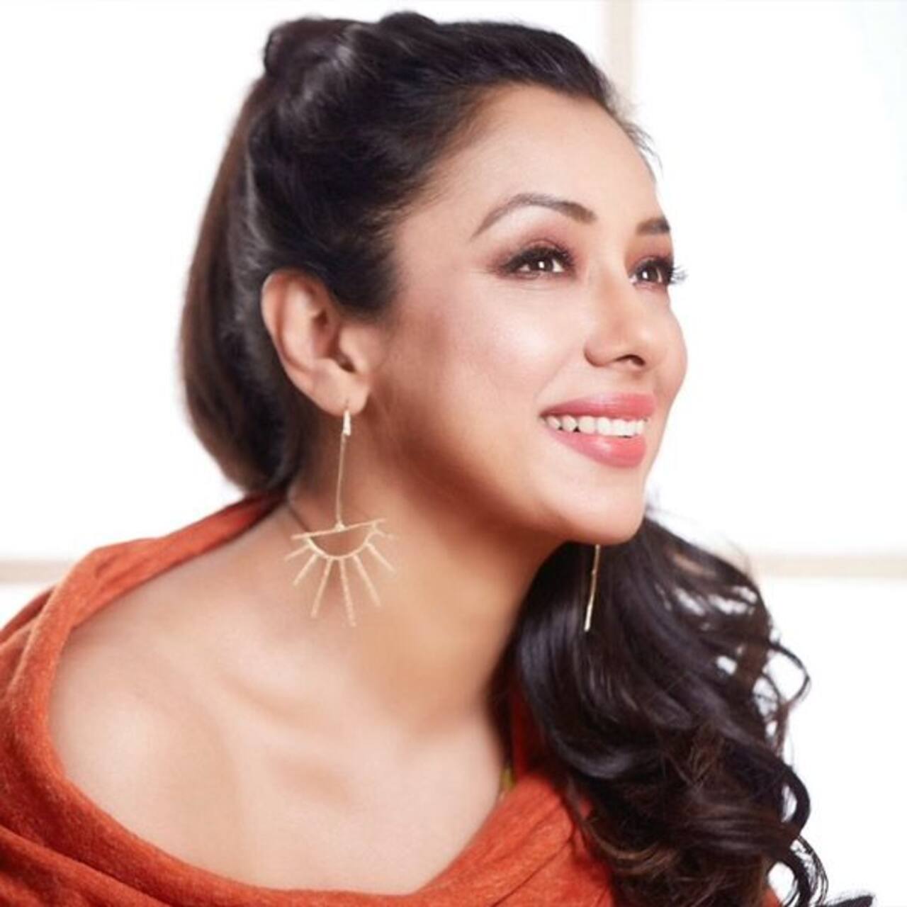 Anupamaa actress Rupali Ganguly looks resplendent as ever in latest pics