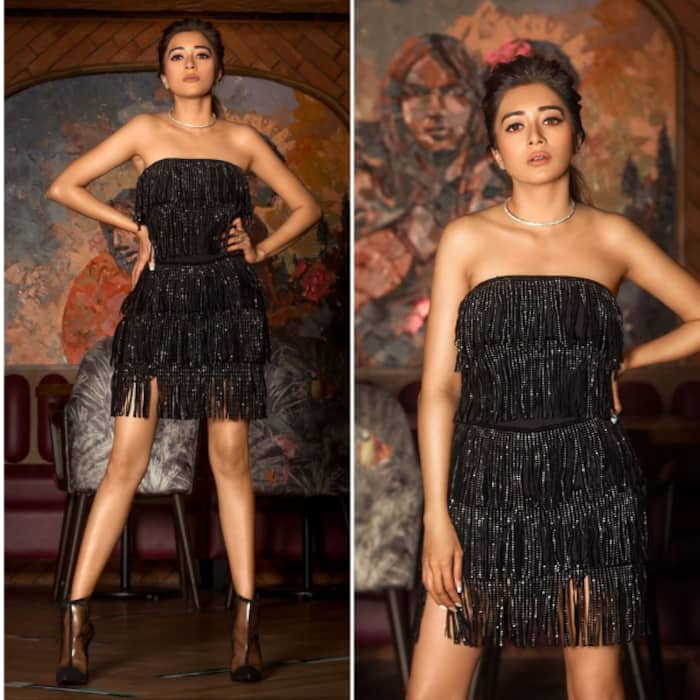 Tina dutta tasseled dress pics5