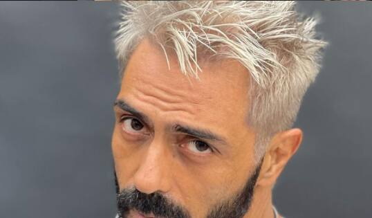 Arjun Rampal's platinum blonde look for Kangana Ranaut's Dhakkad is ...