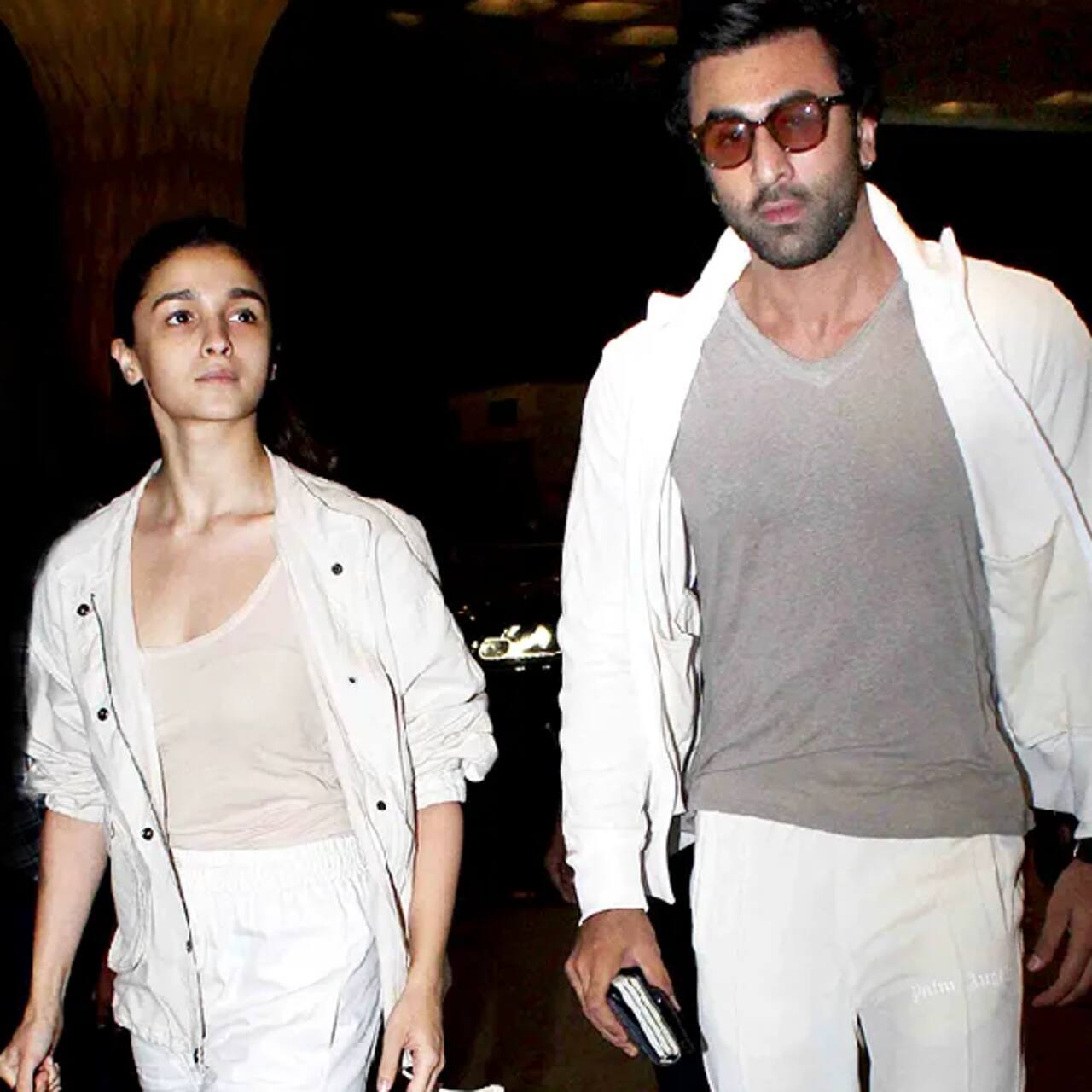 Alia Bhatt celebrates '93 and fabulous' grandpa's birthday; beau Ranbir ...