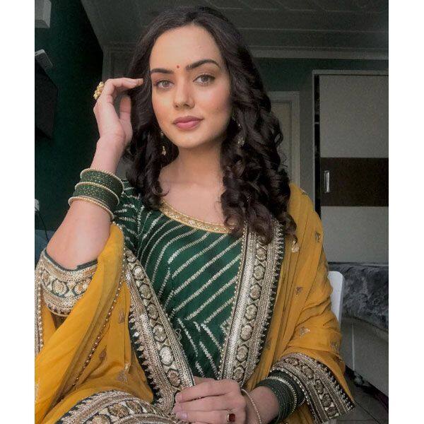 इन 9 तस्वीरों से फैंस को घायल कर चुकी हैं Karan Mehra की कथित ...