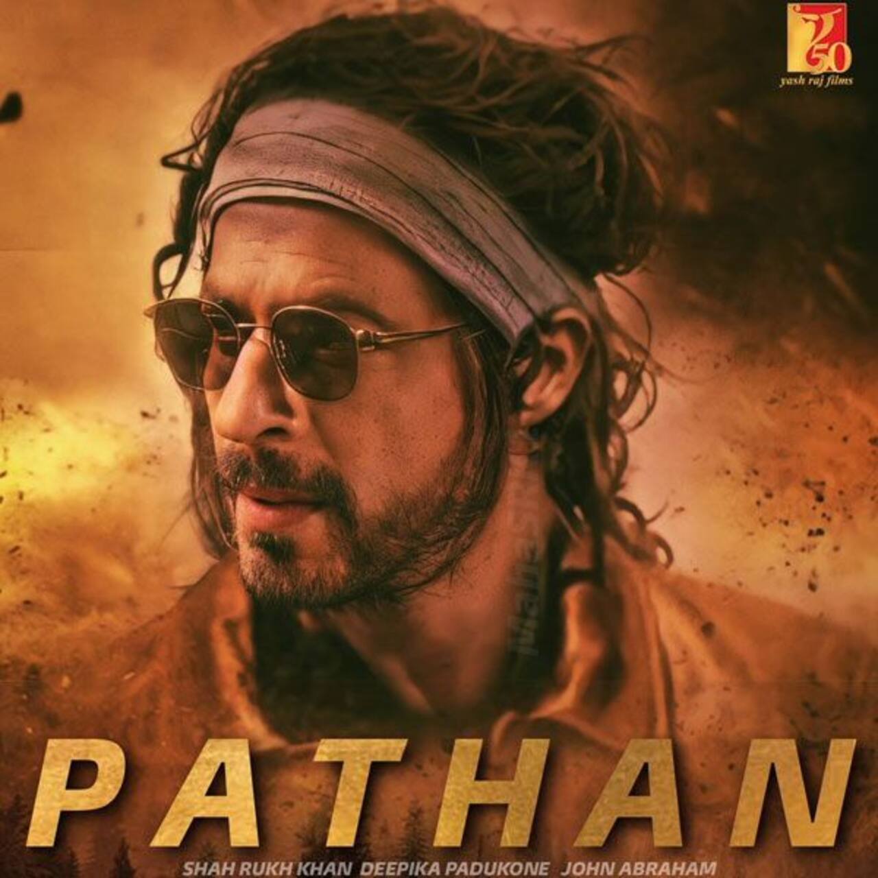 आर्यन खान का गम भुलाकर शाहरुख खान पठान शुरू करने के लिए तैयार - Shah ...