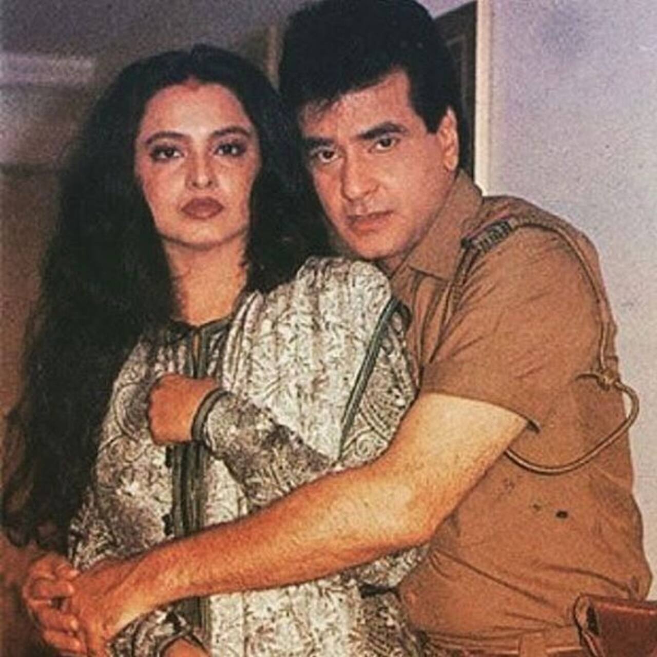 इन 9 बॉलीवुड हीरो के दिलों में बसती थीं Rekha, Akshay Kumar और Sanjay ...