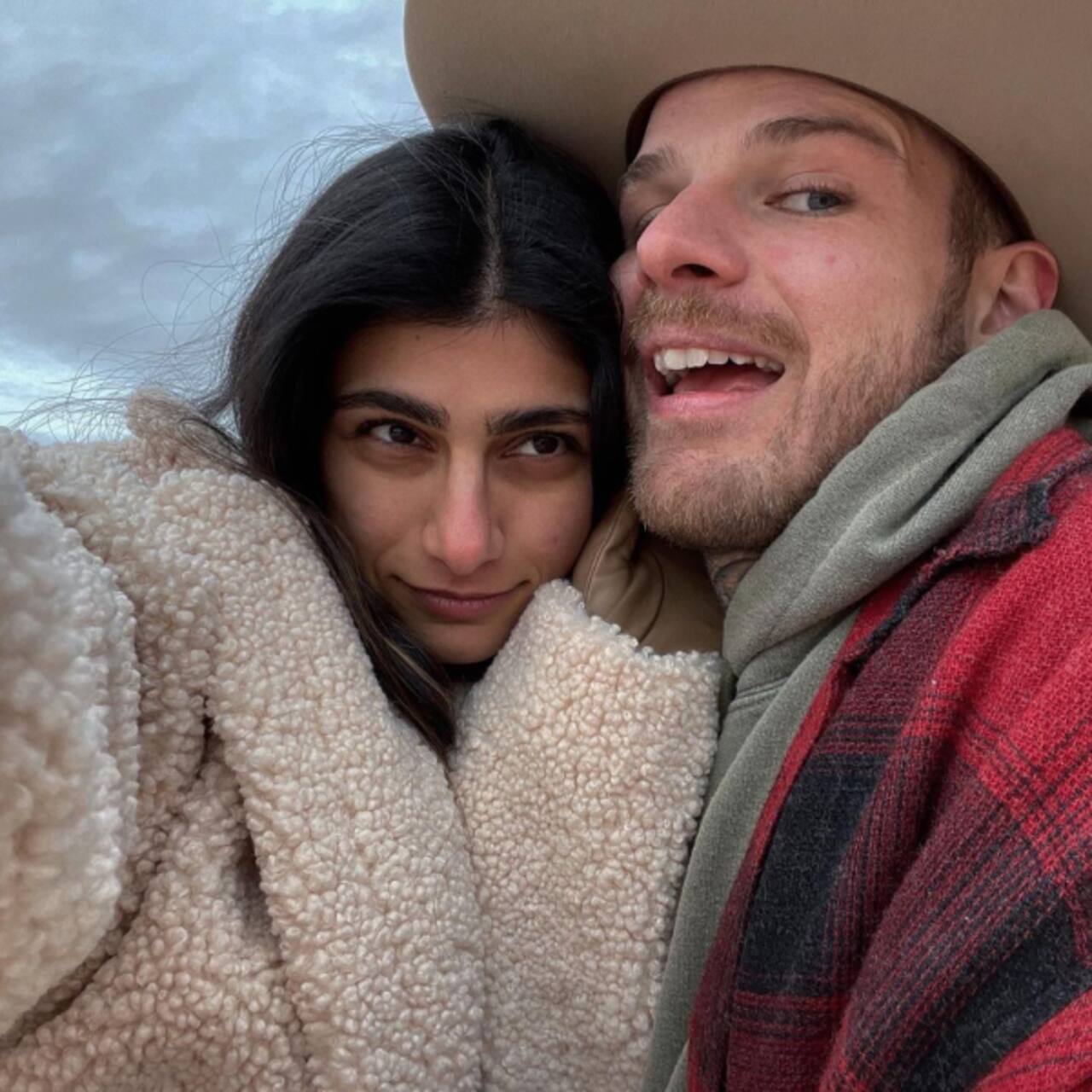 Former Porn star Mia Khalifa announces divorce from Robert Sandberg: 10 ...