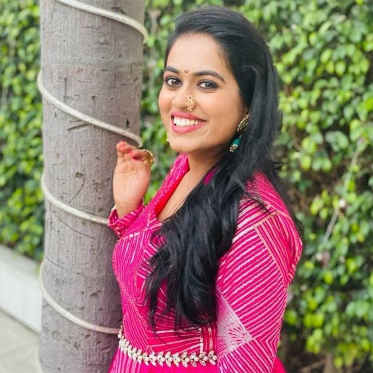 Indian Idol 12: Sayli Kamble's 'nath' collection is a must-have for ...