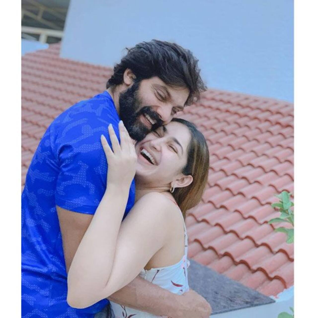 7 times new parents Sayyesha and Arya left us gushing with their PDA on ...