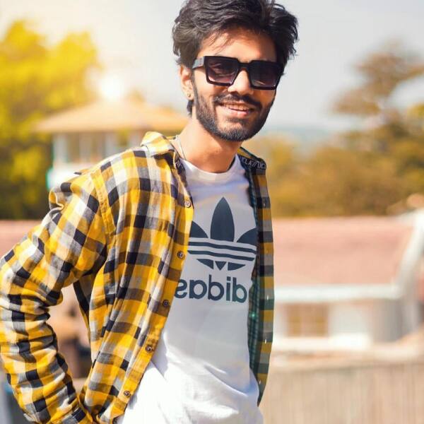 Ayush Yadav from web series Fame House is all set for his Bollywood debut