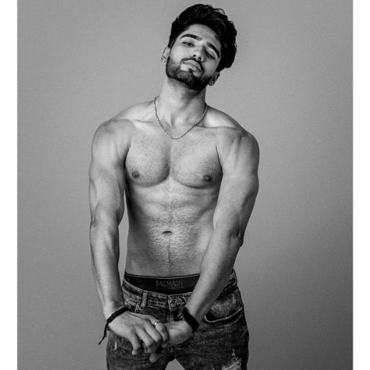 Bigg Boss OTT contestant Zeeshan Khan’s bare body pictures prove that ...