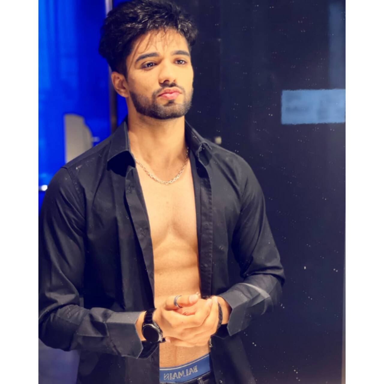 Bigg Boss OTT contestant Zeeshan Khan’s bare body pictures prove that ...
