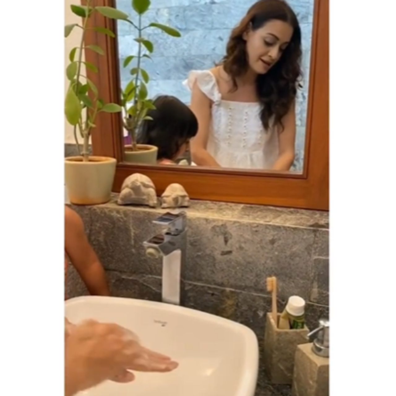 From Deepika Padukone to Kylie Jenner: Bathroom interiors of divas that ...