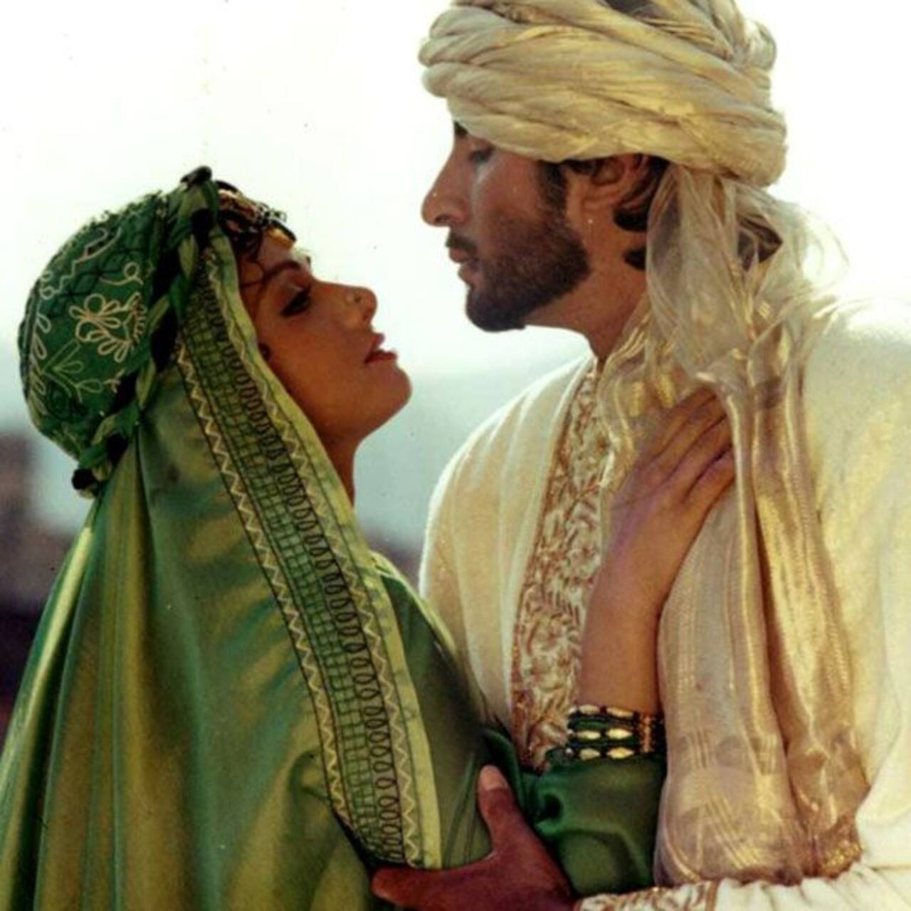 From Khuda Gawah to Dharmatma: 5 Bollywood films that were shot in ...