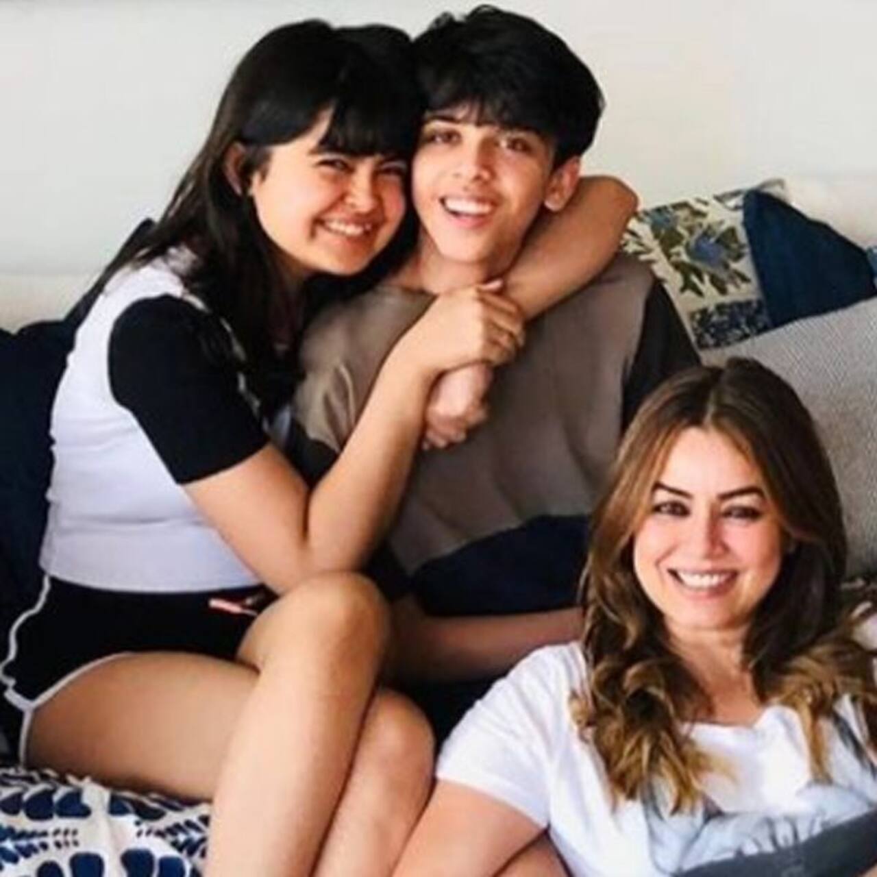 Mahima Chaudhary birthday pardes actress has friendship bond with ...