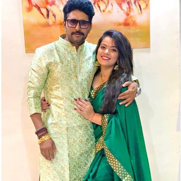Nidhi Jha makes her relationship official with Bhojpuri Actor Yash Kumar, See Her Instagram Post ...