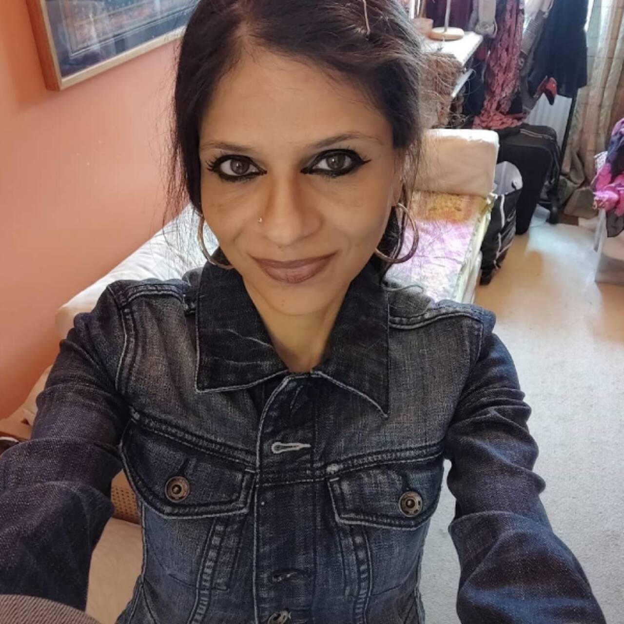 Saba Ali Khan Pataudi hits back at a troll questioning her bond with ...