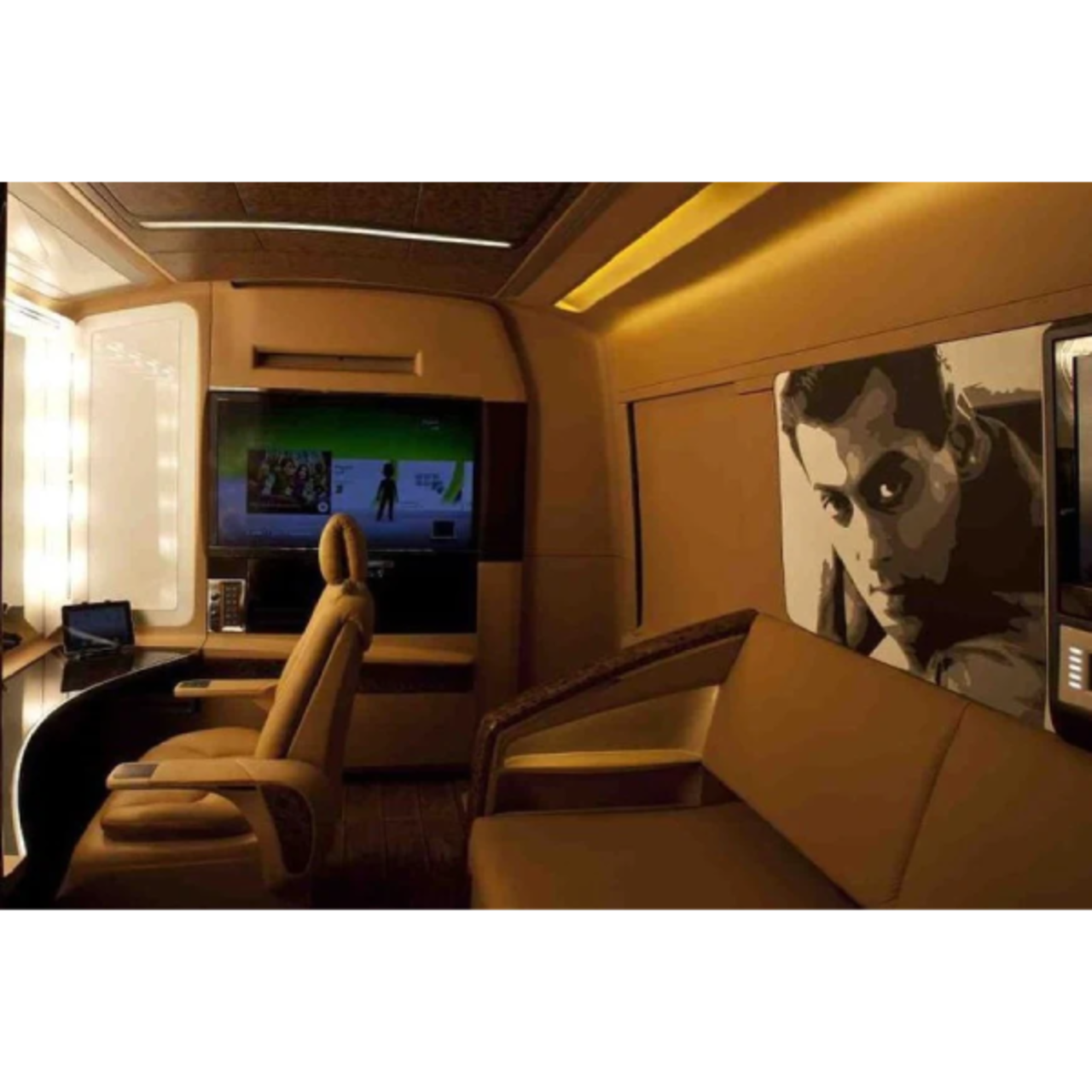 A look into the ultra luxurious vanity vans of Shah Rukh Khan, Alia ...