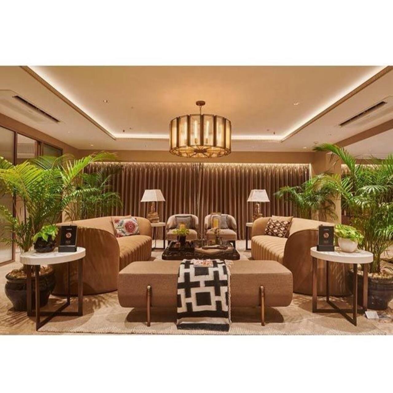 Gauri Khan designs a beautiful home and you can't miss seeing inside ...