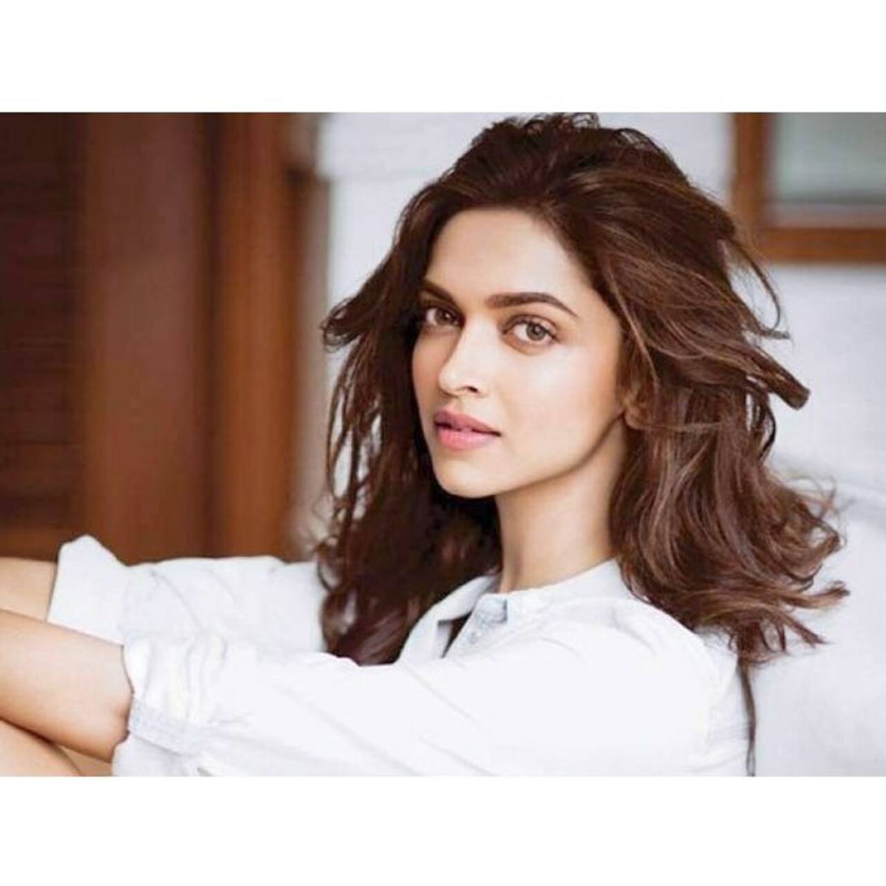 Deepika Padukone Sonam Kapoor Anurag Kashyap Neena Gupta And 5 Other deepika-padukone-sonam-kapoor-anurag-kashyap-neena-gupta-and-5-other