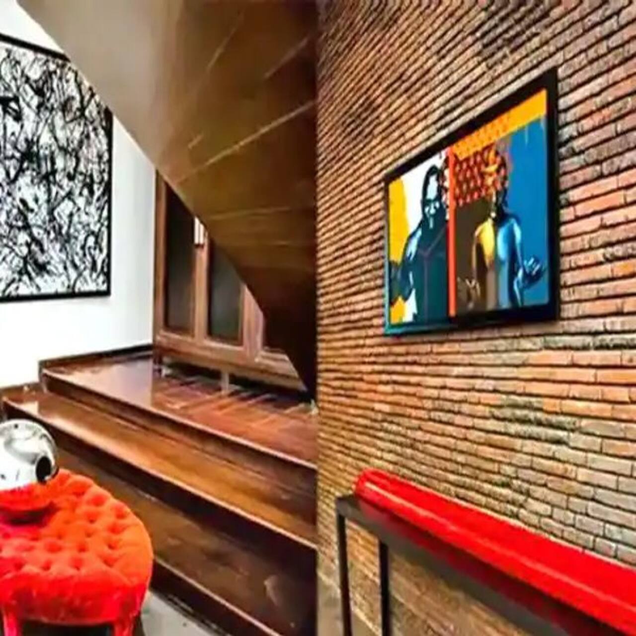 Inside pictures of Shah Rukh Khan and Gauri Khan's Rs 200 crore mansion ...