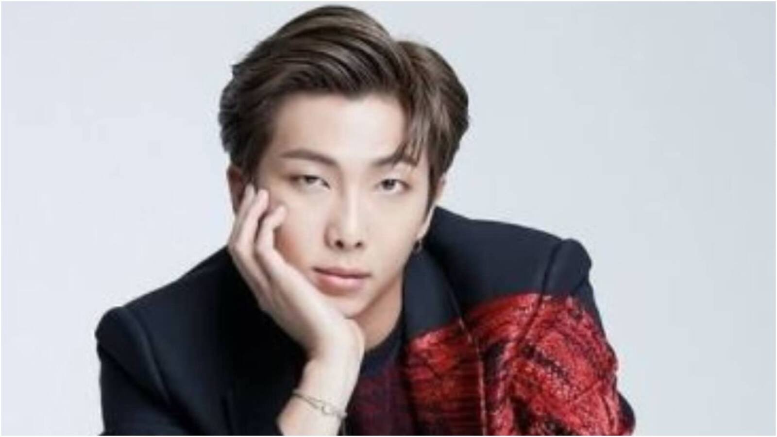 BTS: RM picks Christmas 2021 gifts for his band members and we really ...