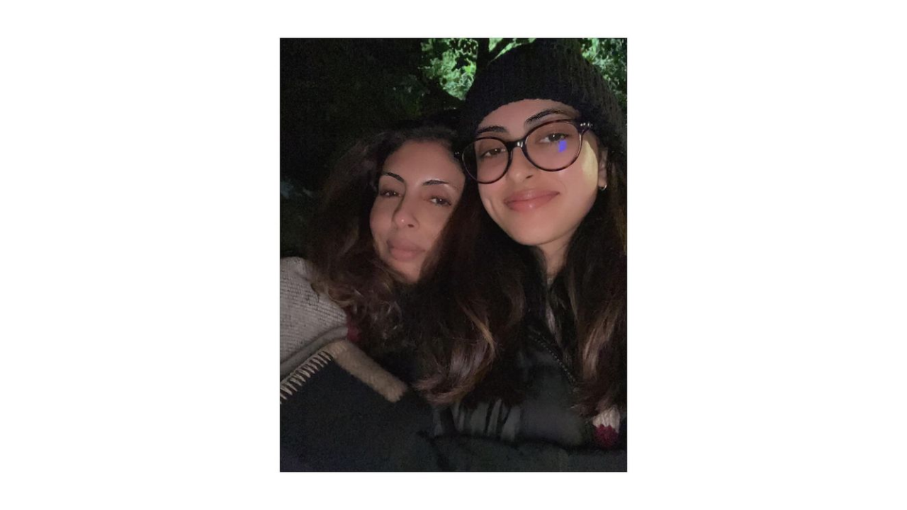 Navya Naveli Nanda enjoys 'chai, charpai and marshmallow' time with mom ...