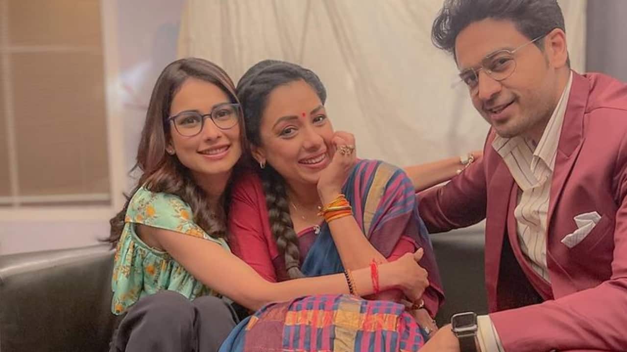 Anupamaa: Anuj sweetly calls Anu 'Pagli' in latest video; Malvika has a ...