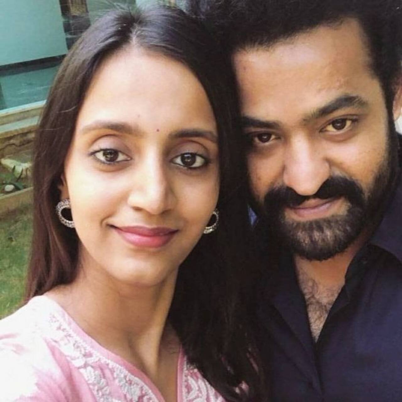 बला की खूबसूरत है Jr NTR की पत्नी Lakshmi Pranathi, मीडिया से छुपाकर ...