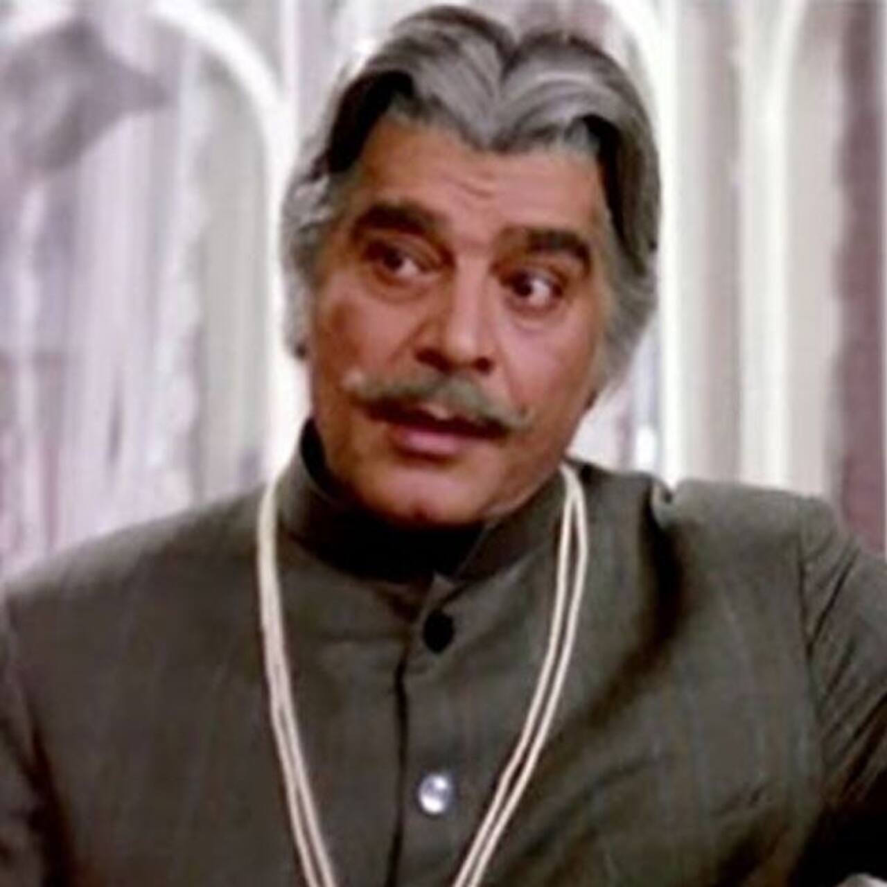 बॉलीवुड के मुस्लिम एक्टर्स ने ऑनस्क्रीन के लिए रखे हिन्दू नाम, देखें ...