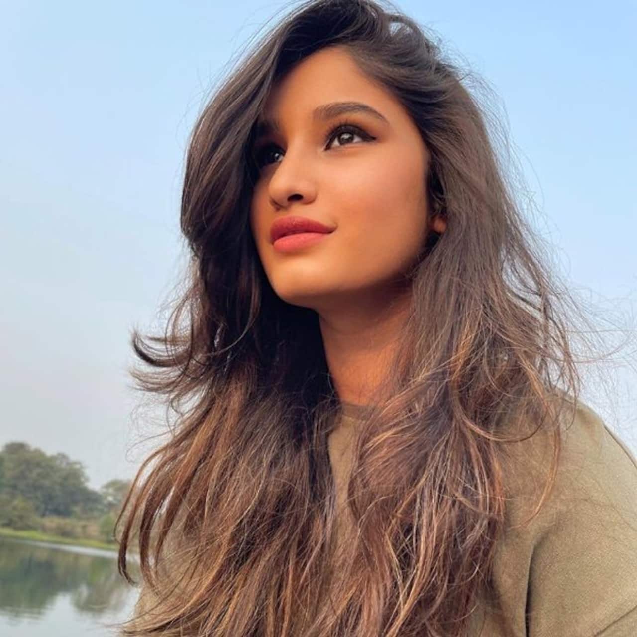 Raveena Tandon shares unseen then and now pictures of her daughter ...