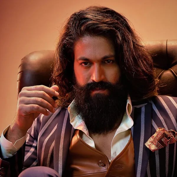 KGF 2: Yash starrer takes a flying start in pre-sales; registers big ...