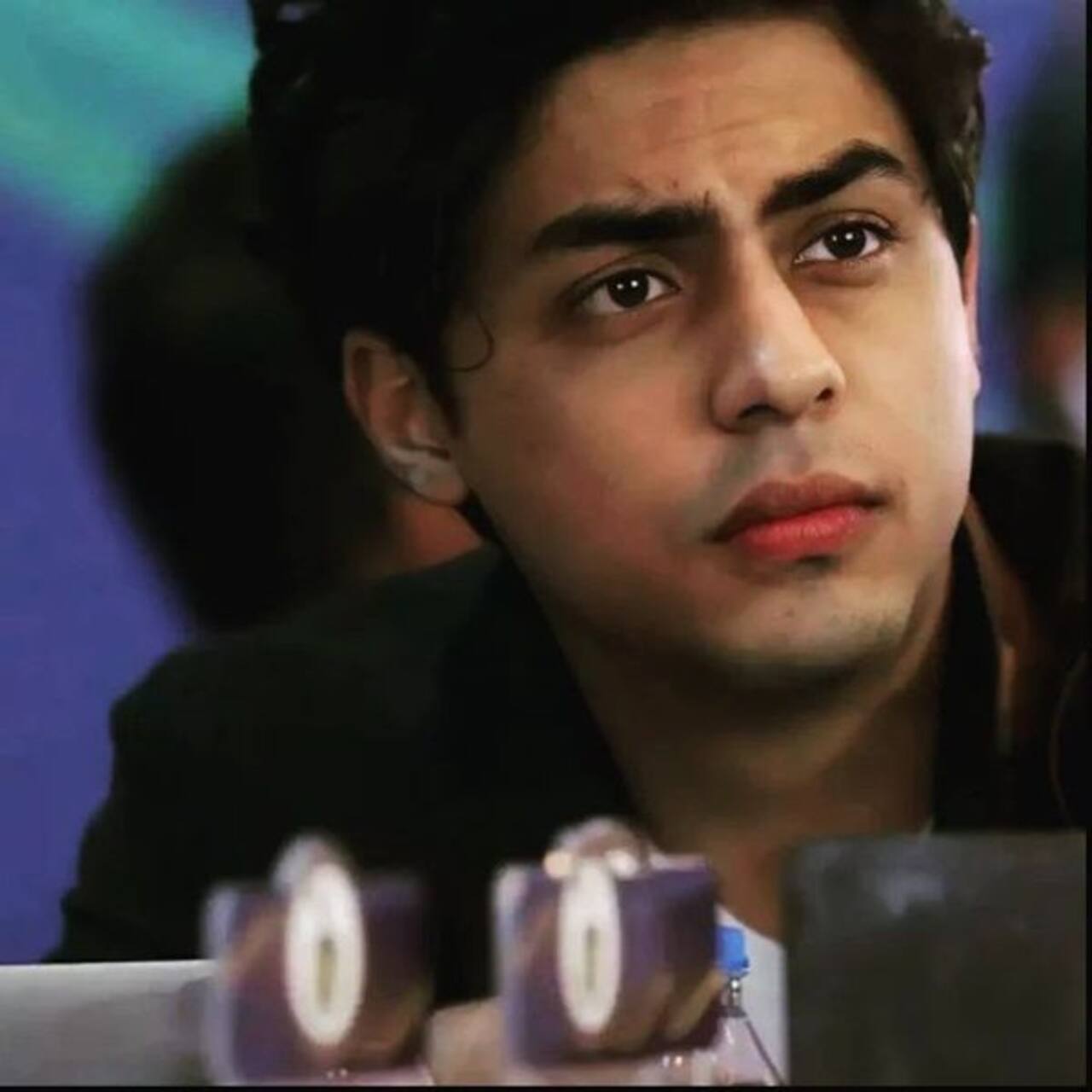 5 Pics Of Shah Rukh Khans Son Aryan Khan That Make People Wonder Why He Never Smiles