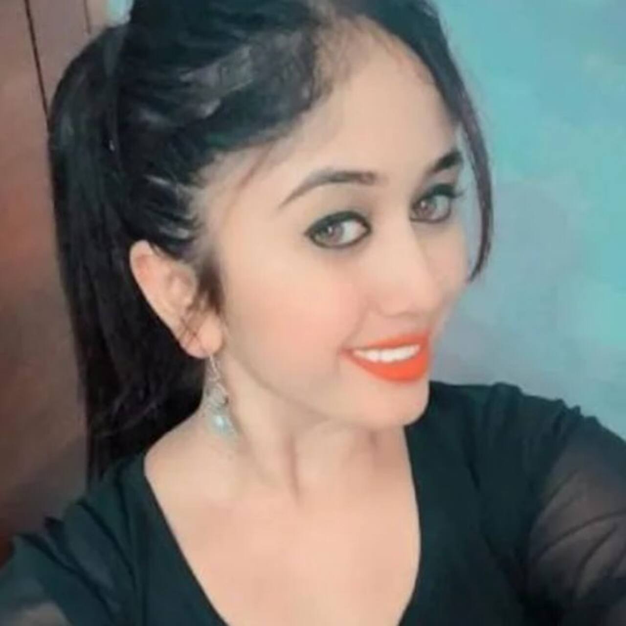 Kannada TV actress Chethana Raj dies at the age of 21 during plastic ...