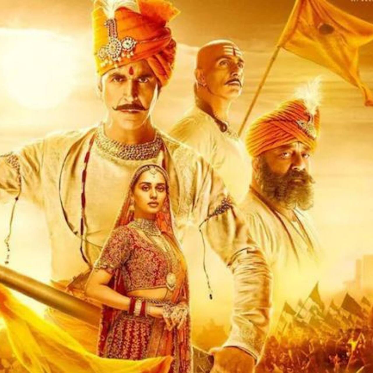 Samrat Prithviraj First Review: How is Akshay Kumar and Manushi Chillar ...