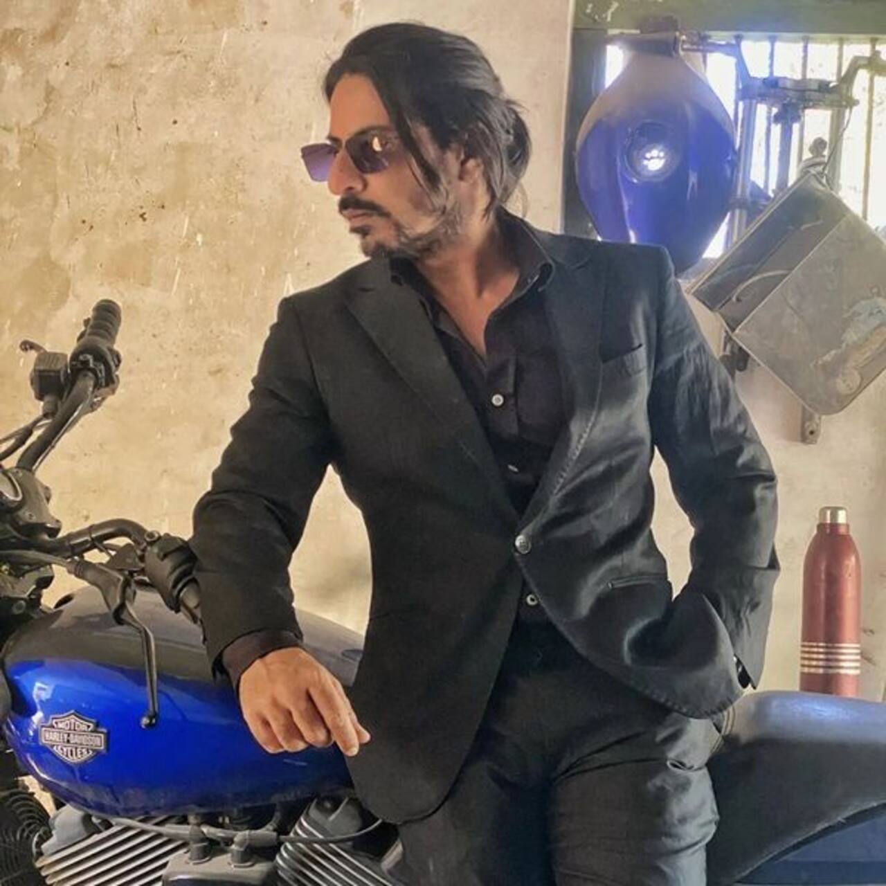 Shah Rukh Khan's doppelganger Ibrahim Qadri looks 'exactly' like the original Baadshah of ...