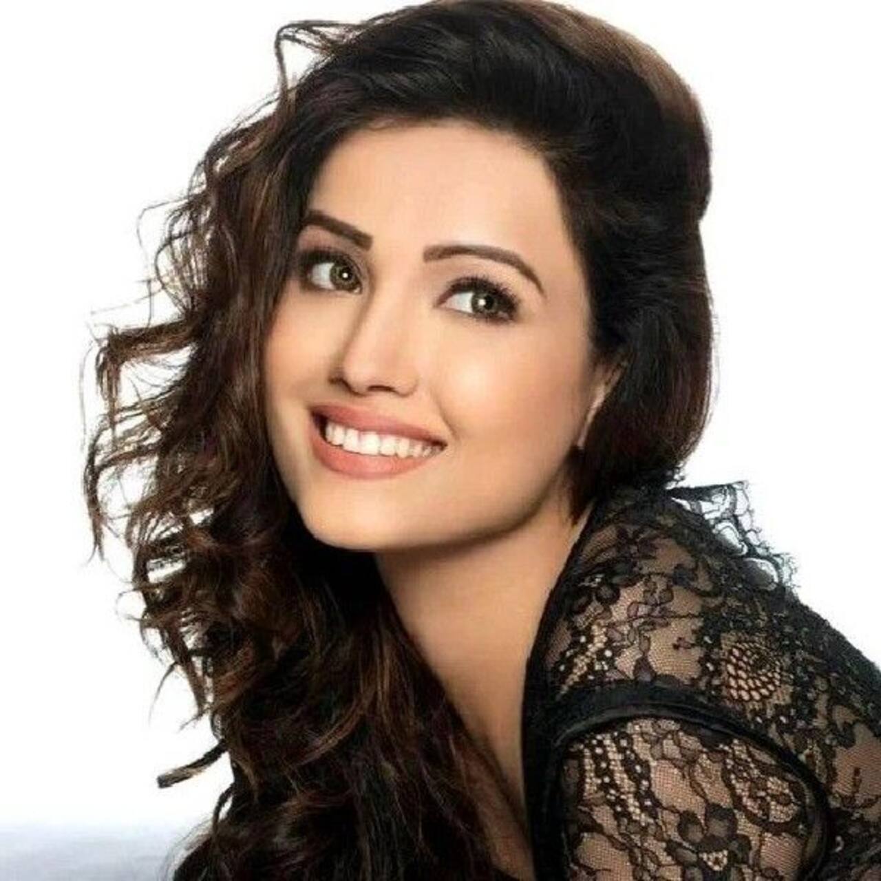 Adaa Khan To Erica Fernandes Shah Rukh Khan These Stars Could Be Part ...