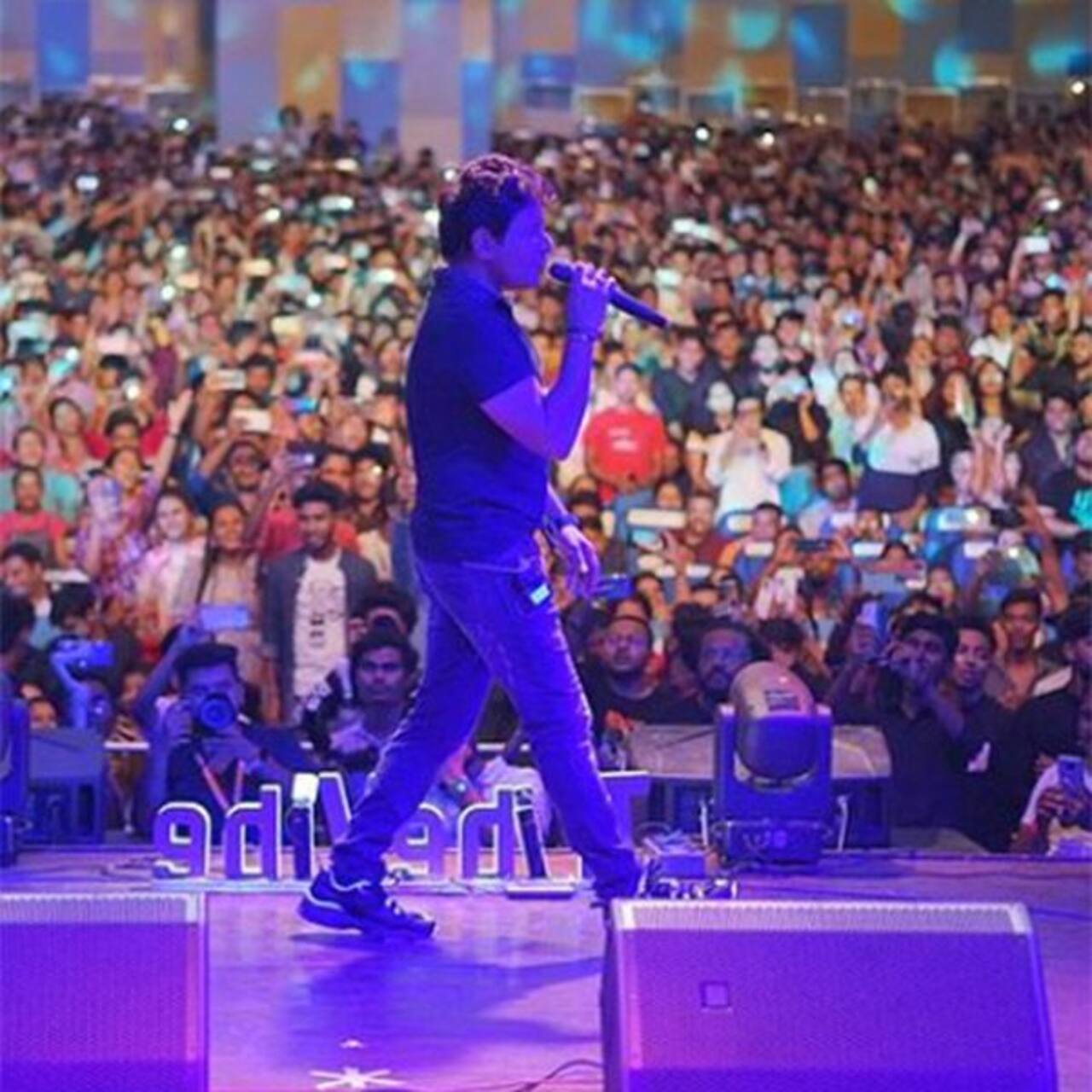 Singer KK passes away at 53: Pictures from the last concert in Kolkata ...