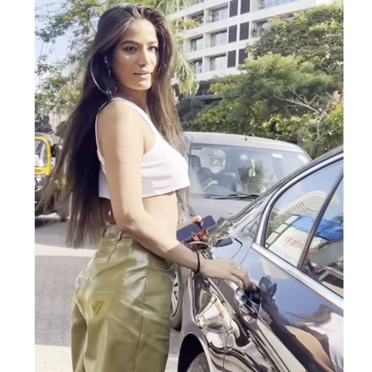 Poonam Pandey suffers a nip-slip as she dares go braless in crop top ...